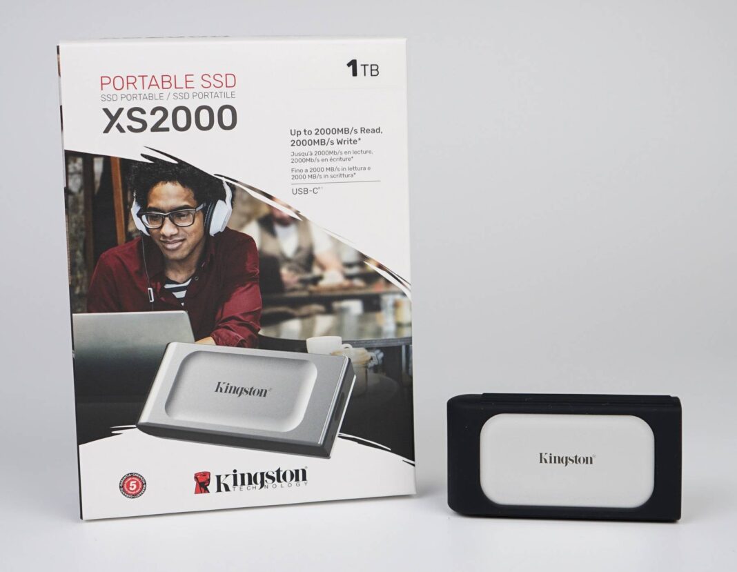 Unboxing and Review of Kingston XS2000 1TB External SSD | UnbxTech